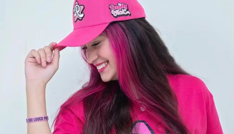 Quem é Emilly Vick, youtuber que mais cresceu no Brasil em 2024